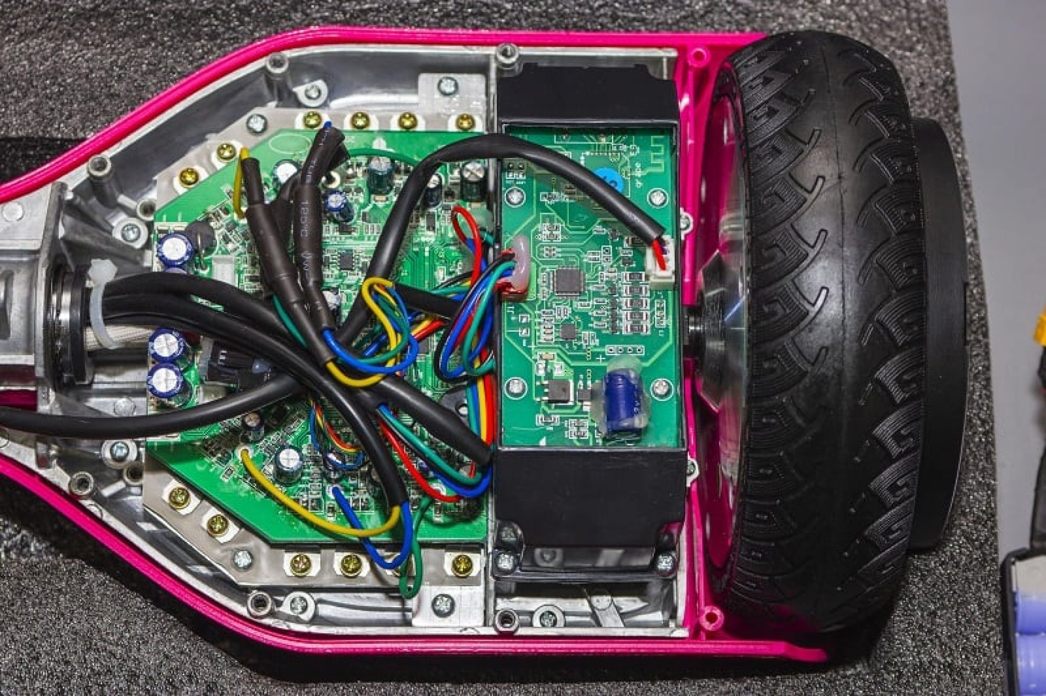 How to troubleshoot a hoverboard and fix the issue?